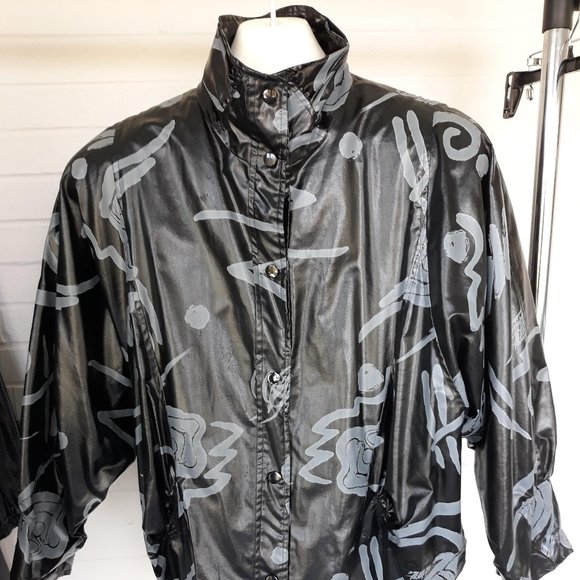 Sport Essence | Jackets & Coats | Vintage 98s Batwing Jacket Black ...
